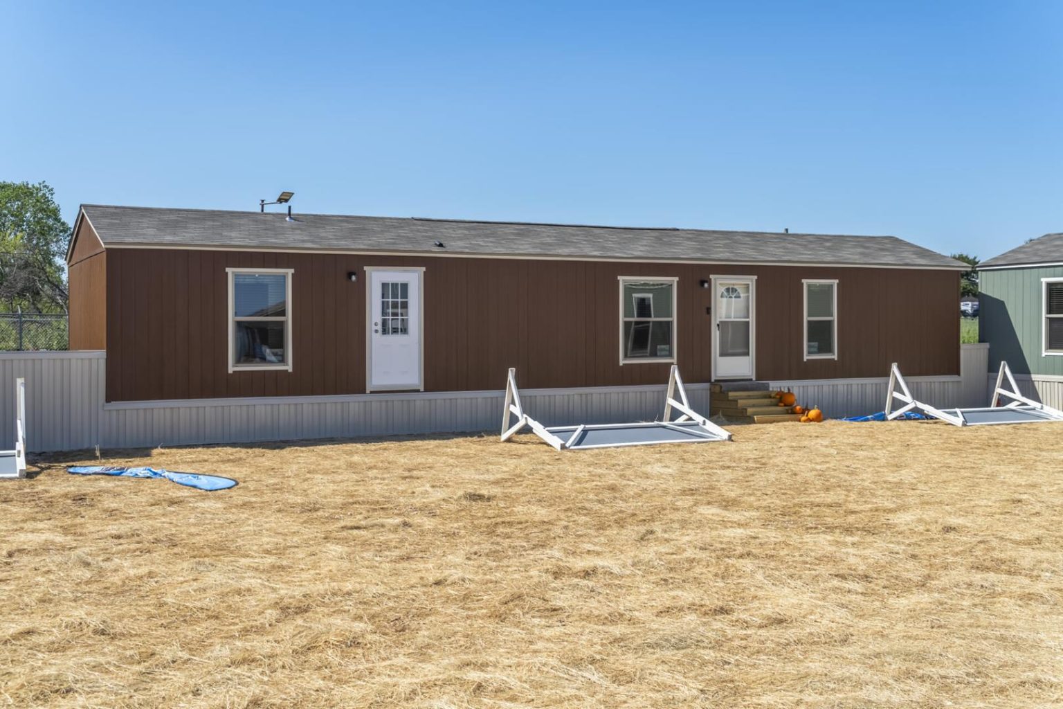 What Are Mobile Manufactured Homes? Housing Explained